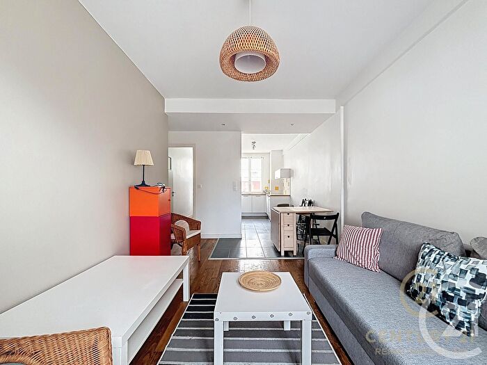 Quartiers Sud-Est, Francisco Ferrer : Appartement 3 pièces à louer