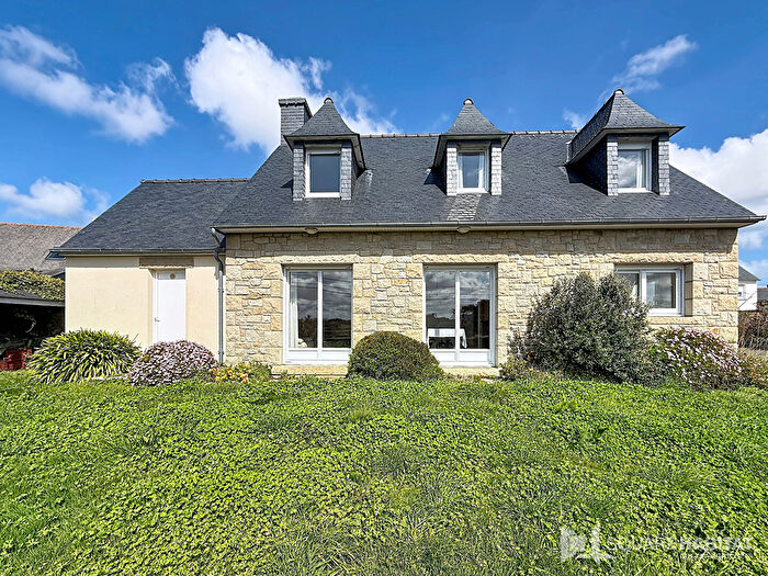 Maison à vendre - Pleubian - 6 pièces - 4 chambres