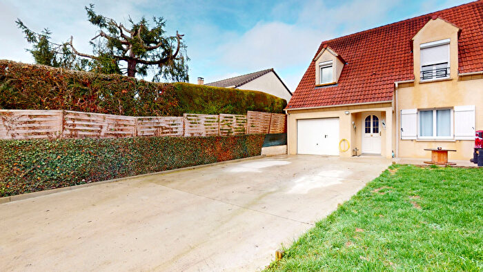 Maison à vendre - Breuillet - 5 pièces - 3 chambres