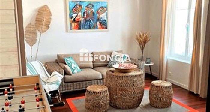Maisons à vendre et appartements à louer - 1