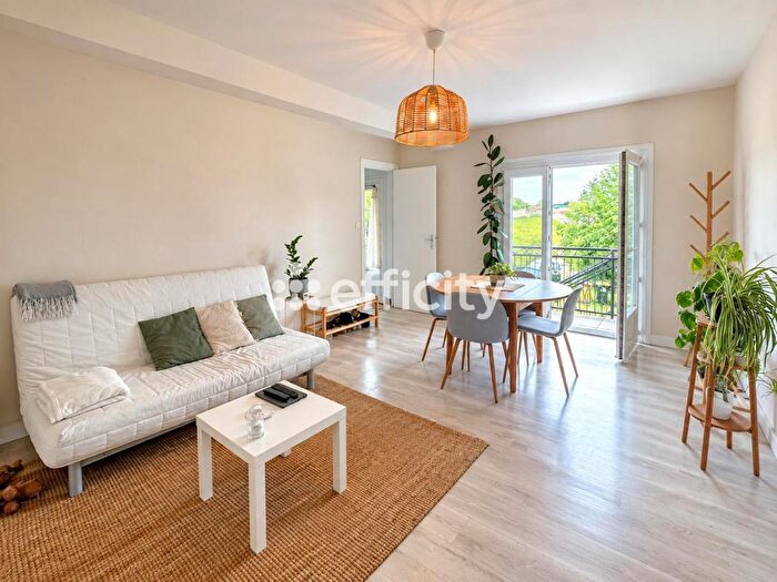 Les Peintures - Maison 6 pièces à vendre