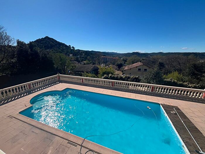 Vidauban : Maison 8 pièces à vendre