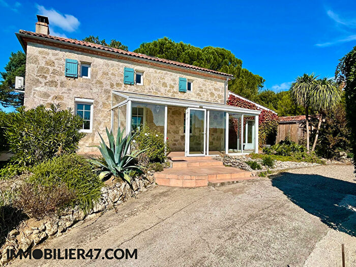 Maison à vendre - Prayssas - 4 pièces - 3 chambres