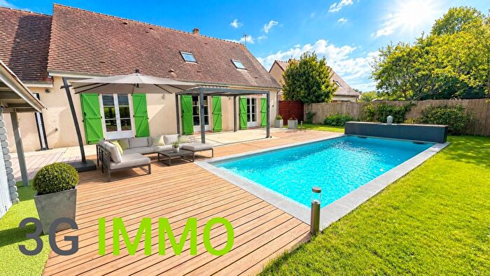 Maison 8 pièces à Chartres, à vendre