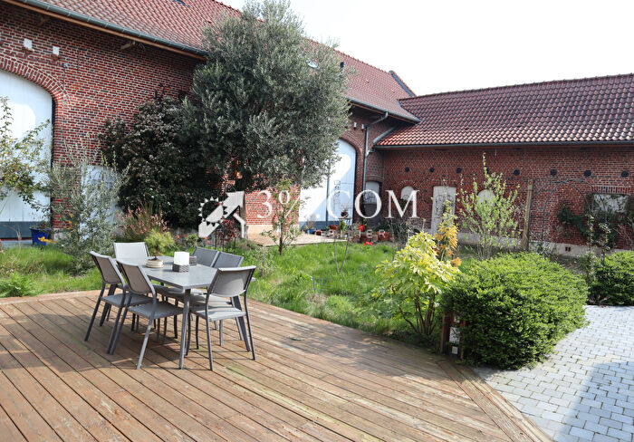 Avelin : Maison 8 pièces à vendre
