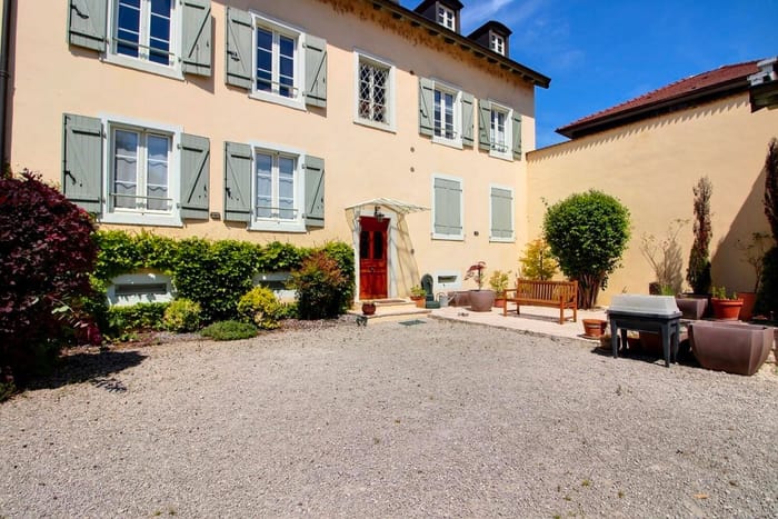 Audincourt, Centre-ville : Maison 11 pièces à vendre