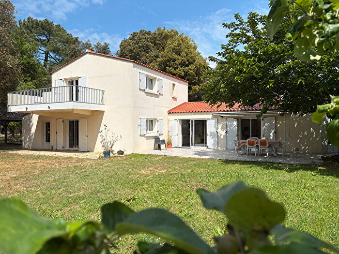 Maison 6 pièces à vendre - Saint-Hilaire-de-Riez, Centre-ville, Chaignaie, Poudroux