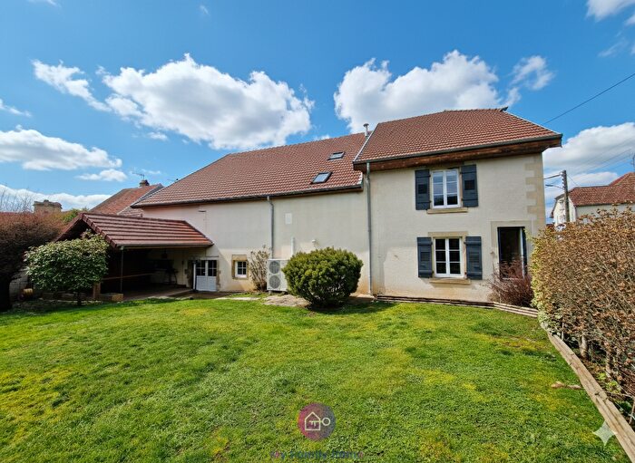 Maison à vendre - Saulx - 11 pièces - 6 chambres