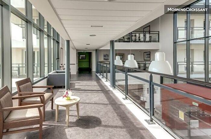 Appartement à louer - Forêt, Saint-Berthevin - 1 pièce