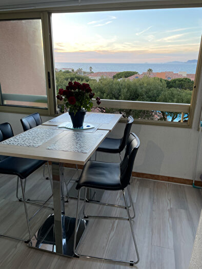 Appartement à vendre - Six-Fours-les-Plages, Font de Fillol, Rayolet, Le Brusc - 3 pièces - 3 chambres