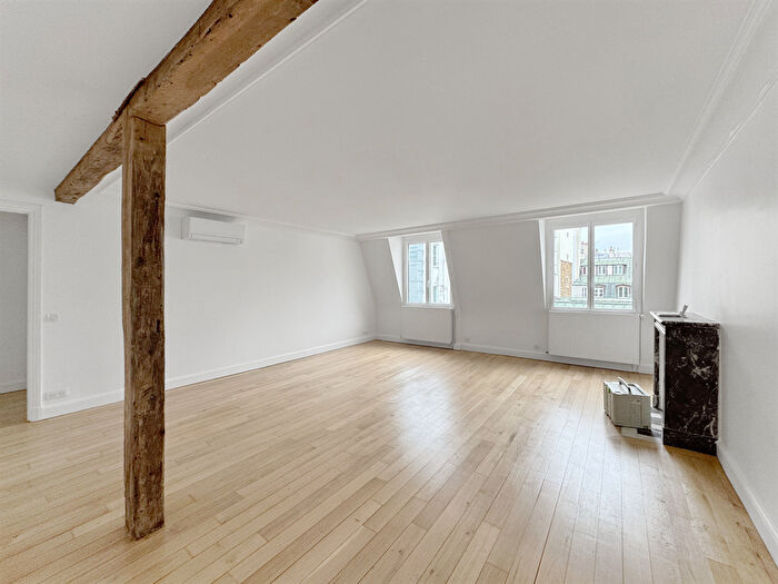 Appartement à louer - Paris e , Montorgueil, Etienne Marcel - 3 pièces - 2 chambres