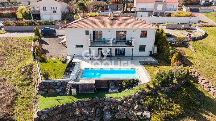 Maison à vendre - Orcines - 5 pièces - 4 chambres