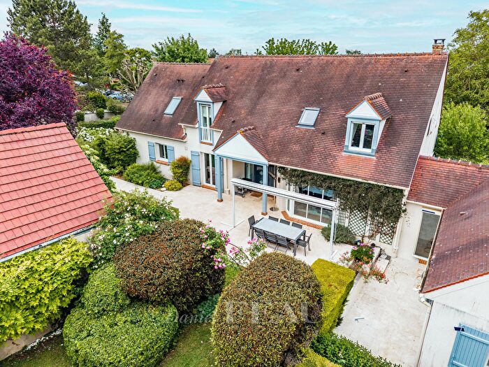 Maison 9 pièces à Saint-Germain-en-Laye, Pontel, Schnapper, Sous-préfecture, à vendre