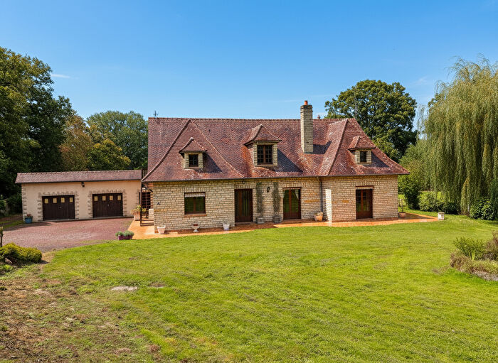 Maison à vendre - Ceaucé - 8 pièces - 6 chambres