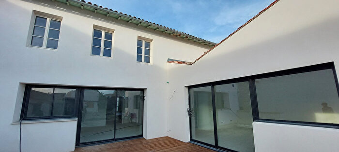 Maison à vendre - La Flotte - 14 pièces - 6 chambres