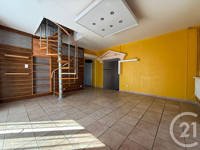 Maison 5 pièces à vendre à Serre-les-Sapins