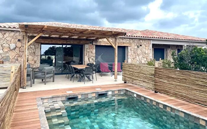 Maison à vendre - Ventiseri - 4 pièces - 3 chambres