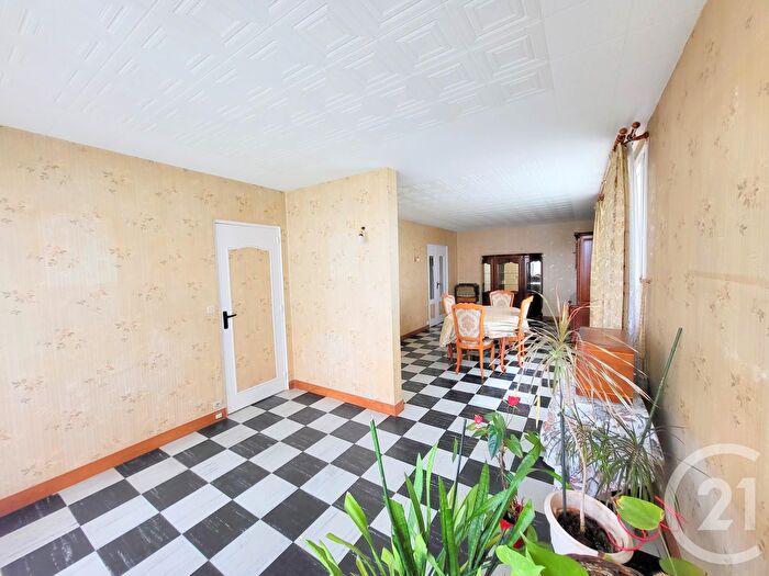 Appartement 5 pièces à Eaubonne, Jean-Jacques Rousseau, à vendre