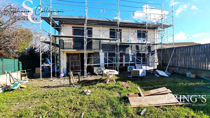 Maison à vendre - Montblanc - 5 pièces - 3 chambres