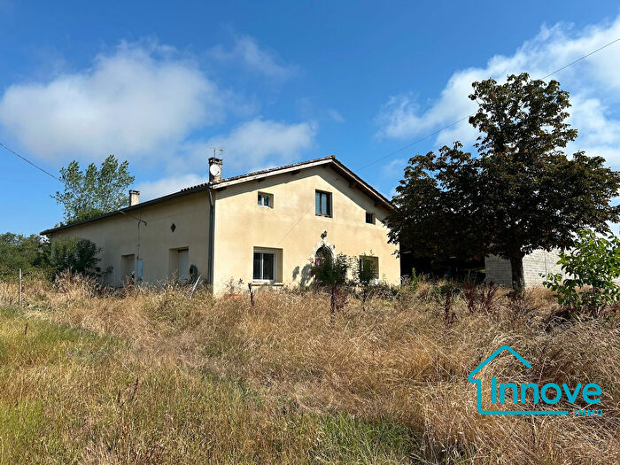 Maison à vendre - Lavit - 5 pièces - 3 chambres