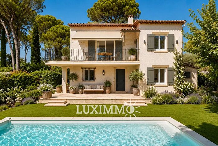 Maison 6 pièces à vendre à Mougins, Le Colombier, Colombe, Cabrières, Le Bordé