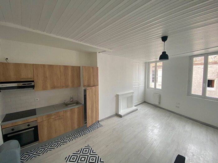 Saint Ausone-Saint Martin-Saint Gelais, Angoulême - Appartement 2 pièces à louer