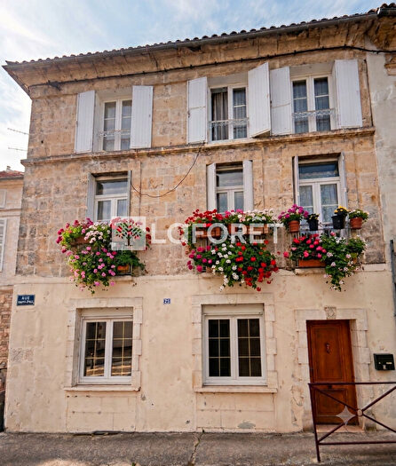 Mirambeau - Maison 6 pièces à vendre