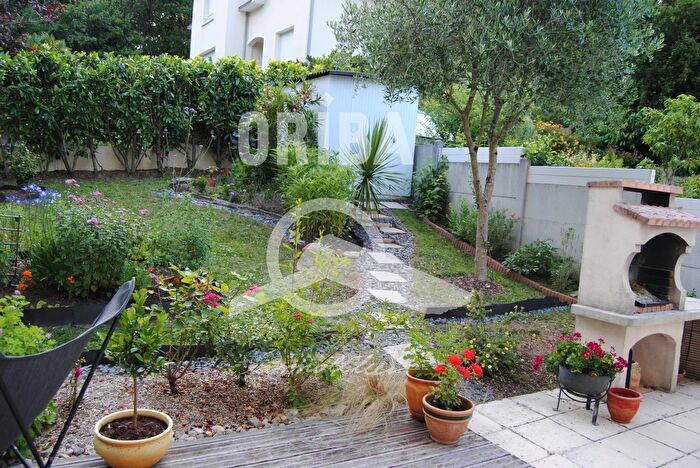 Appartement à vendre - Saint-Nazaire, Saint-Marc - 4 pièces - 2 chambres