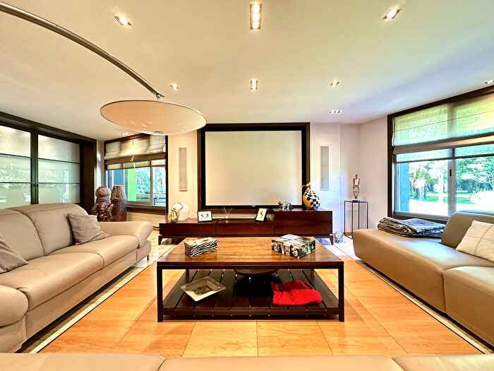 Maison à vendre - Les Herbiers, Centre-ville, Le Grand Fief - 10 pièces - 4 chambres