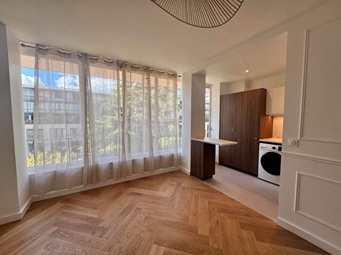Appartement 2 pièces à Boulogne-Billancourt, Point du Jour, à vendre