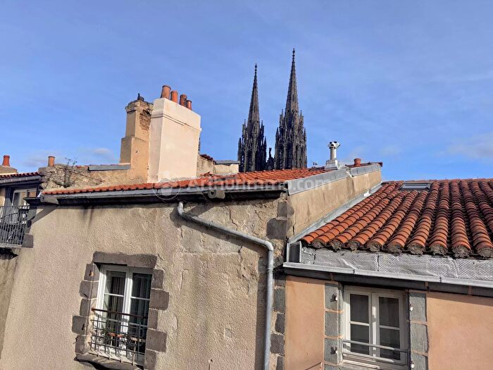 Appartement à vendre - Clermont-Ferrand - 3 pièces - 2 chambres