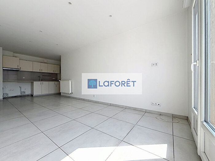 Appartement 2 pièces à louer - Champigny-sur-Marne, Les Mordacs, Coeuilly