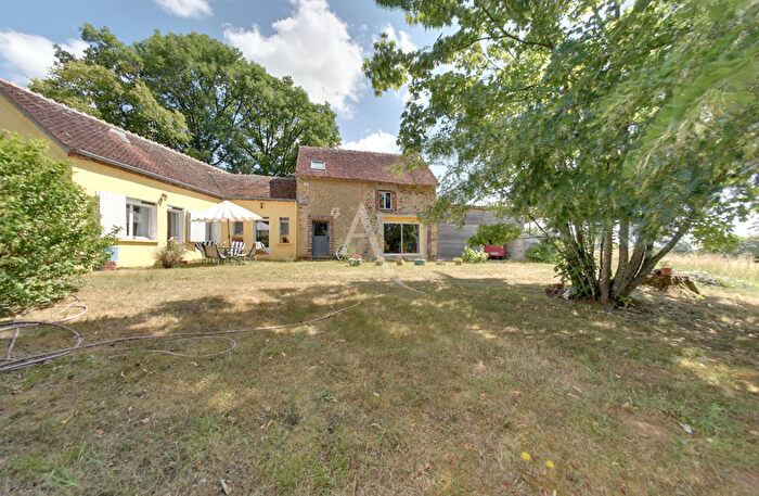 Maison 4 pièces à Fontaines, à vendre