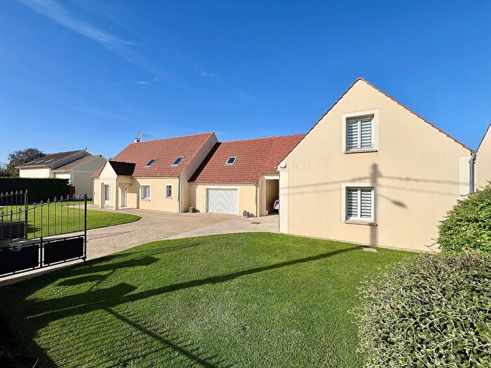 Maison à vendre - Presles-en-Brie - 8 pièces - 4 chambres