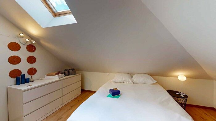 Appartement à louer - Zola, Villejuif - 1 pièce