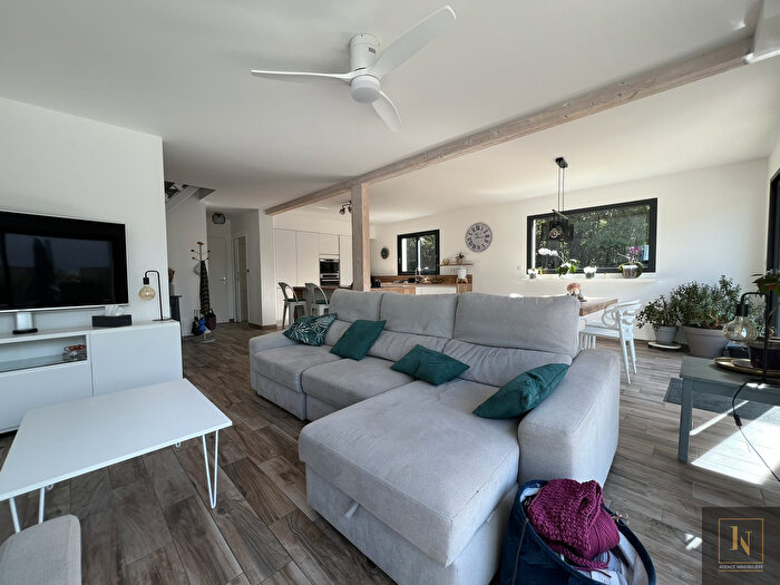 Maison à vendre - Larmor-Baden - 8 pièces - 4 chambres