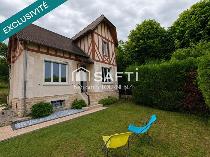 Maison 5 pièces à vendre à Lisieux, Trevett, Quatre Sonnettes