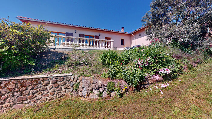 Maison 4 pièces à vendre - Essertines-en-Châtelneuf