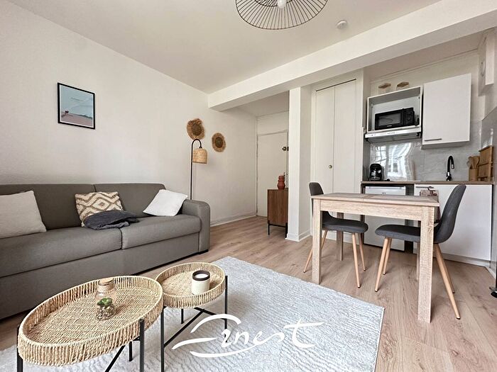 Appartement 1 pièce à Trois Quartiers-Centre Ville, Poitiers, à louer