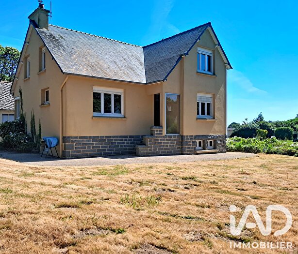 Maison 5 pièces à Plussulien, à vendre