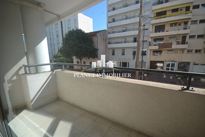 Appartement à vendre - Antibes, Antibes-les-Pins, Trianon, Le Fournel, Peyregoue - 3 pièces - 2 chambres
