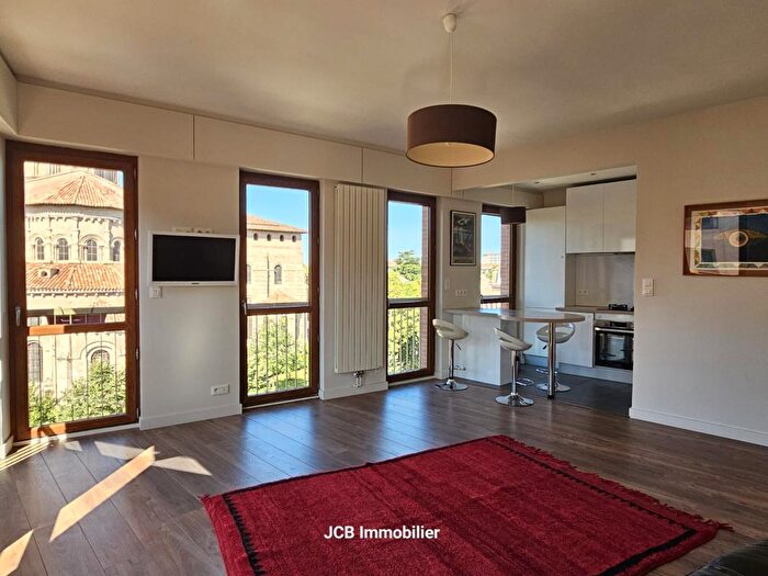 Appartement 3 pièces à Toulouse, Saint-Sernin, à louer