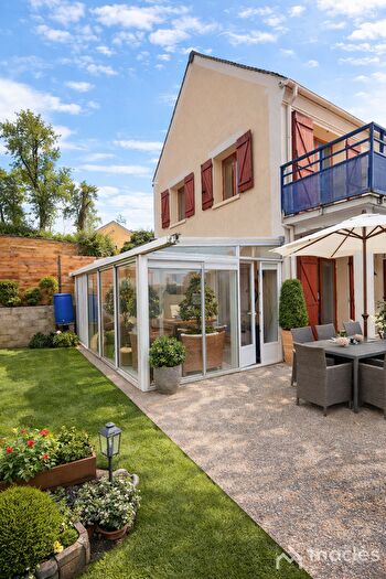 Maison à vendre - Chaumontel - 6 pièces - 3 chambres