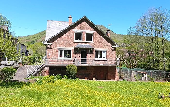 Maison à vendre - Marcillac-Vallon - 5 pièces - 4 chambres