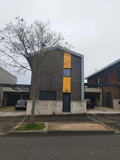 Maison à vendre - Saint-Priest, Village - 2 pièces - 1 chambre