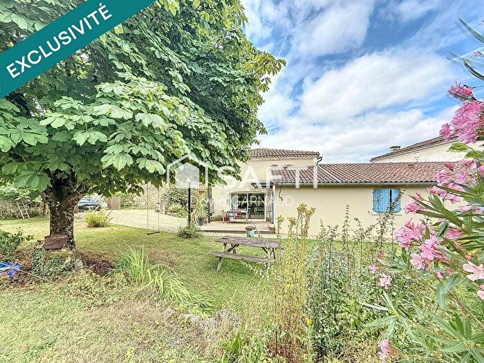 Maison à vendre - Châteauneuf-sur-Charente - 8 pièces - 4 chambres