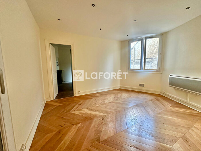 Appartement 2 pièces à vendre à Villemomble, Centre-ville, Orangerie