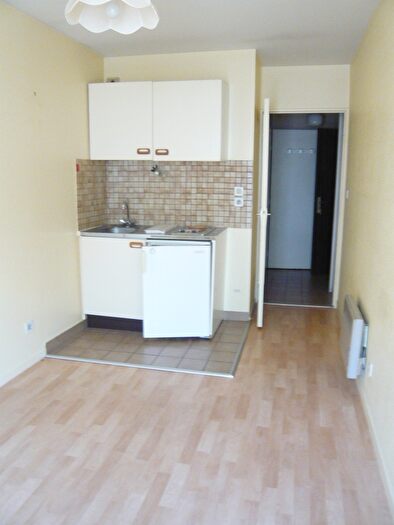 Nantes, Saint-Clément, Jardin des plantes, Caserne Lamoricière : Appartement 1 pièce à louer