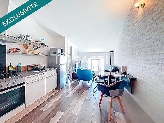 Appartement à vendre - Montélimar, Centre-ville - 2 pièces - 1 chambre