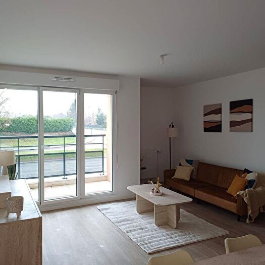 Appartement à louer - Saint Martin, Pontoise - 4 pièces - 3 chambres